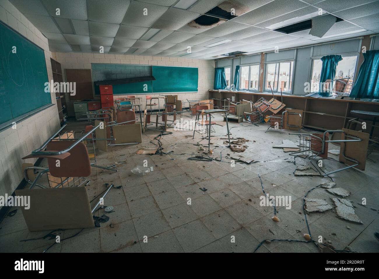 Chaotic classroom hi-res stock photography and images - Alamy