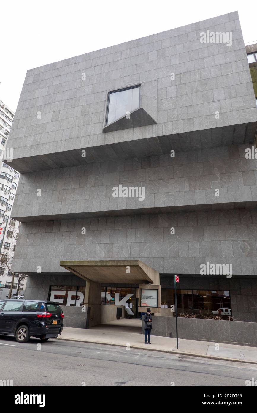 Breuer building new york hi-res stock photography and images - Alamy
