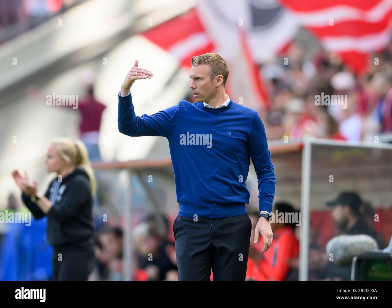 coach Tommy STROOT (WOB) gesture, gesture, DFB Pokal Finale der Frauen ...