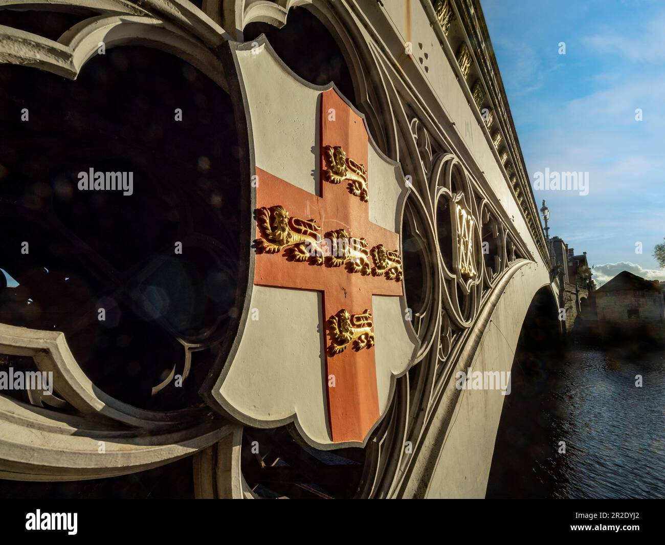 Heraldic shields hi-res stock photography and images - Alamy