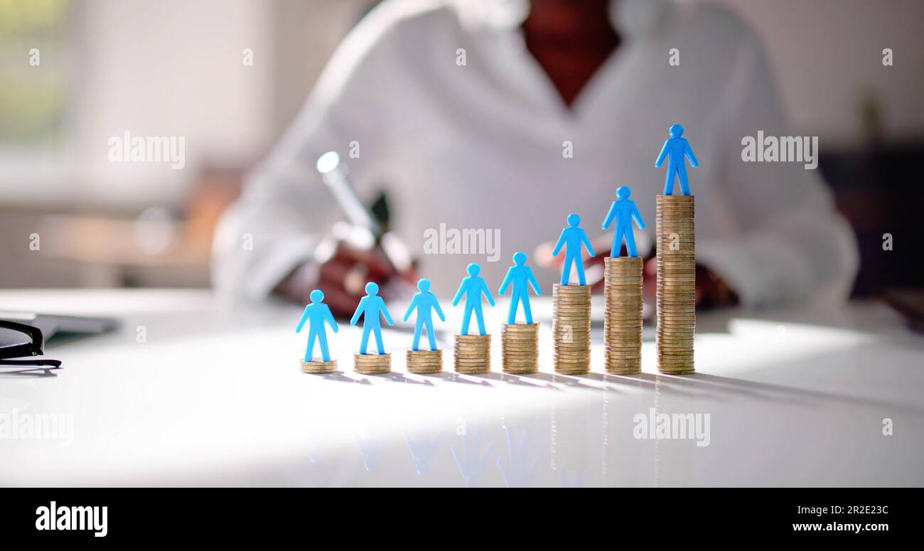 Woman salary growth chart hi-res stock photography and images - Alamy