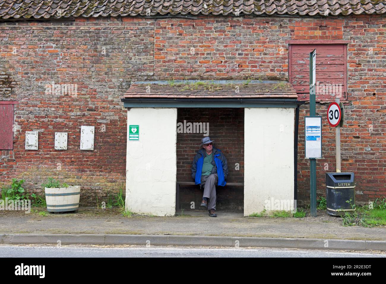 Rural bus service yorkshire hi-res stock photography and images - Alamy