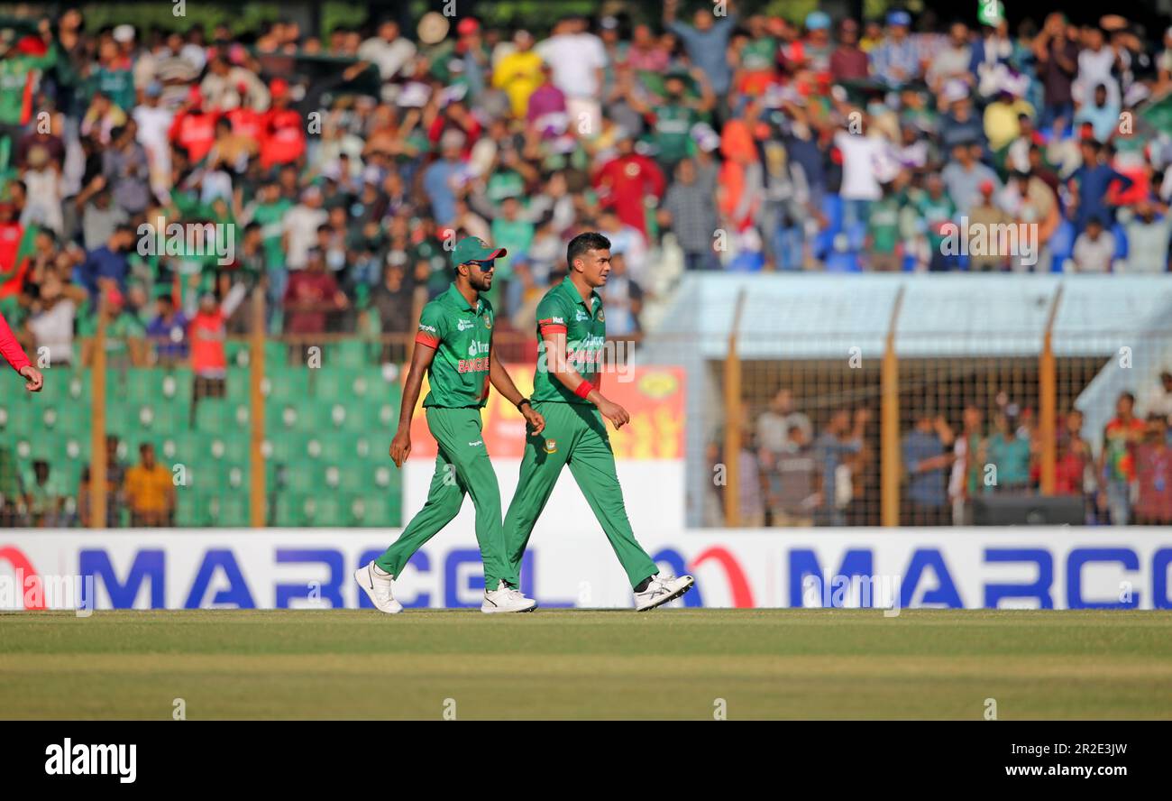 Bangladeshi fast bowler Ebadot Hossain (L) and Taskin Ahmed during the ...
