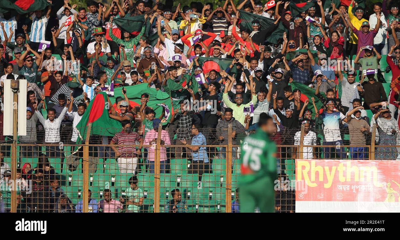 Cricket crowd india hi-res stock photography and images - Alamy
