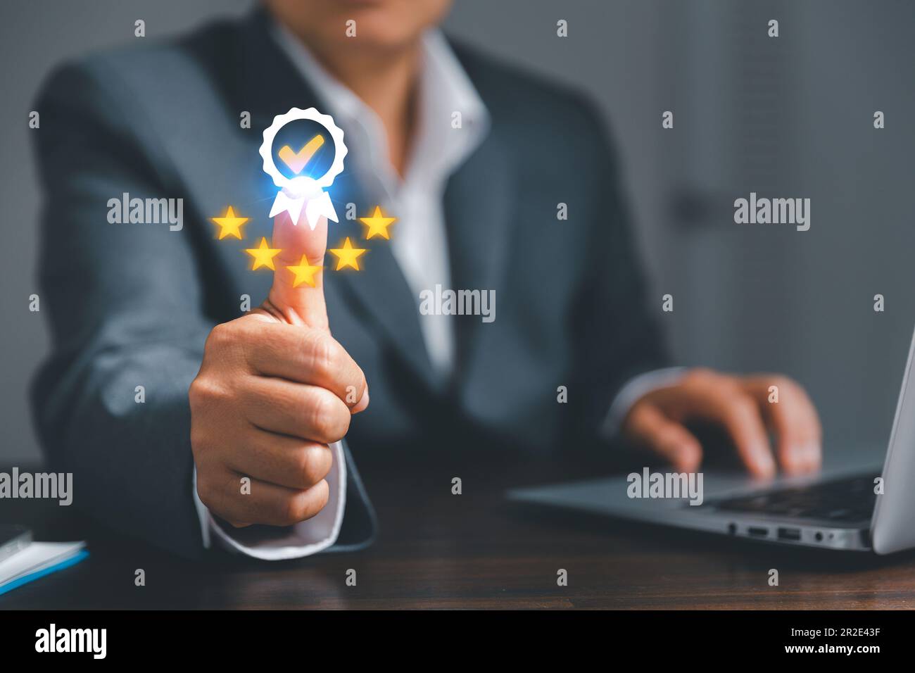 Hand shows sign of top service Quality assurance 5 star, Guarantee ...