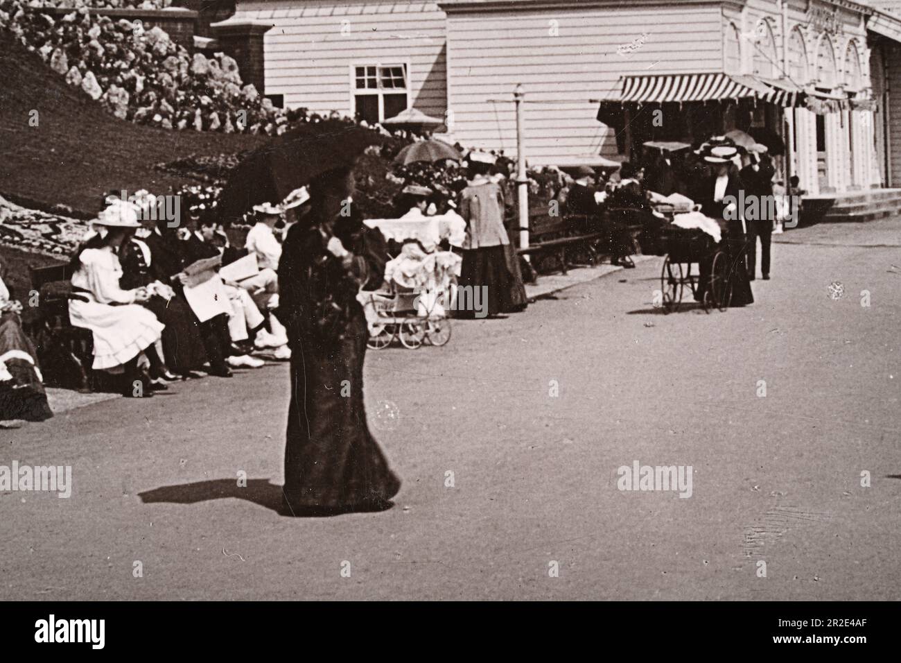 Vintage photograph of people, Edwardian English, Princes Parade ...