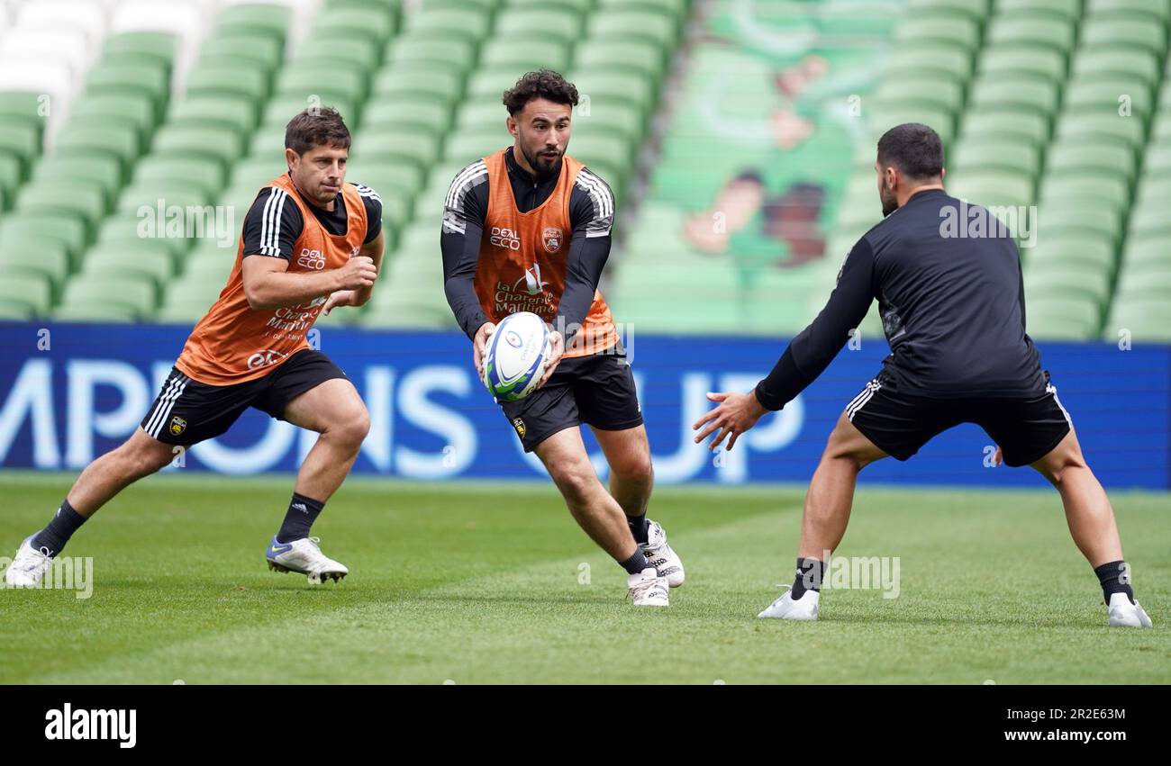 La Rochelle's Antoine Hastoy (centre) during the captain's run at Aviva ...