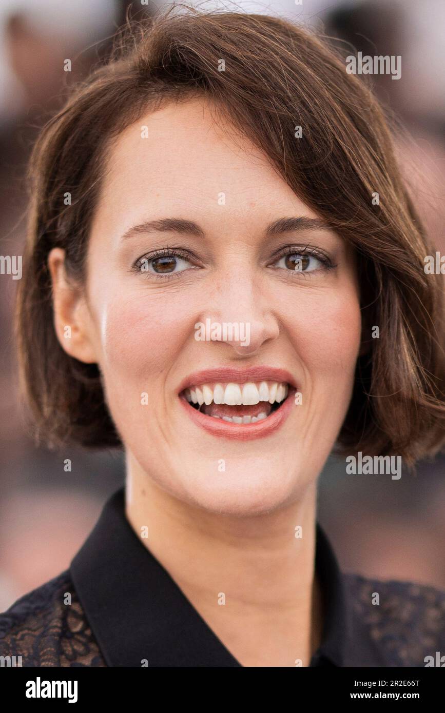 Phoebe Waller-Bridge poses for photographers with his honorary Palme d ...