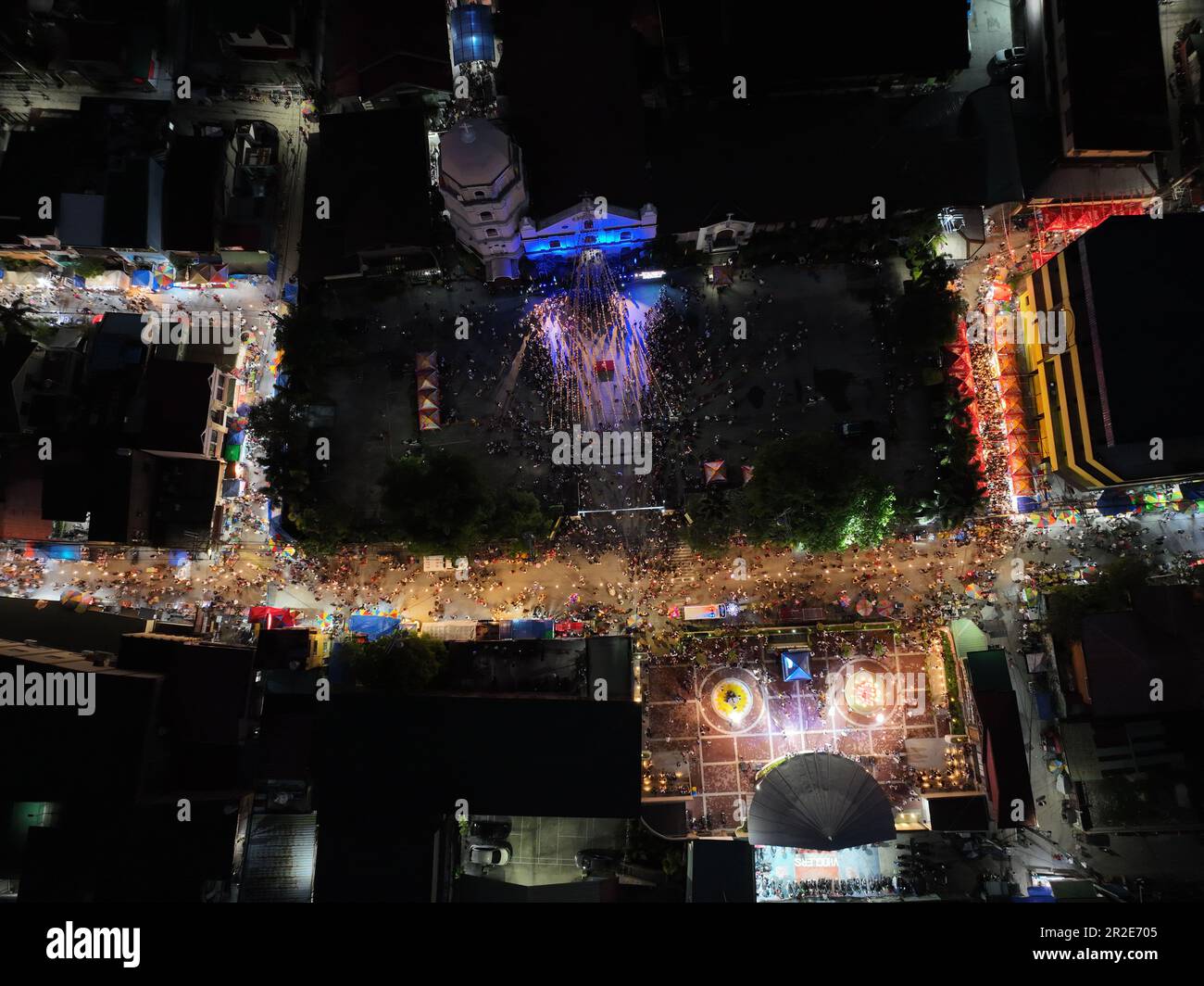 Obando, Philippines. 19th May, 2023. Thousands of Catholic devotees ...