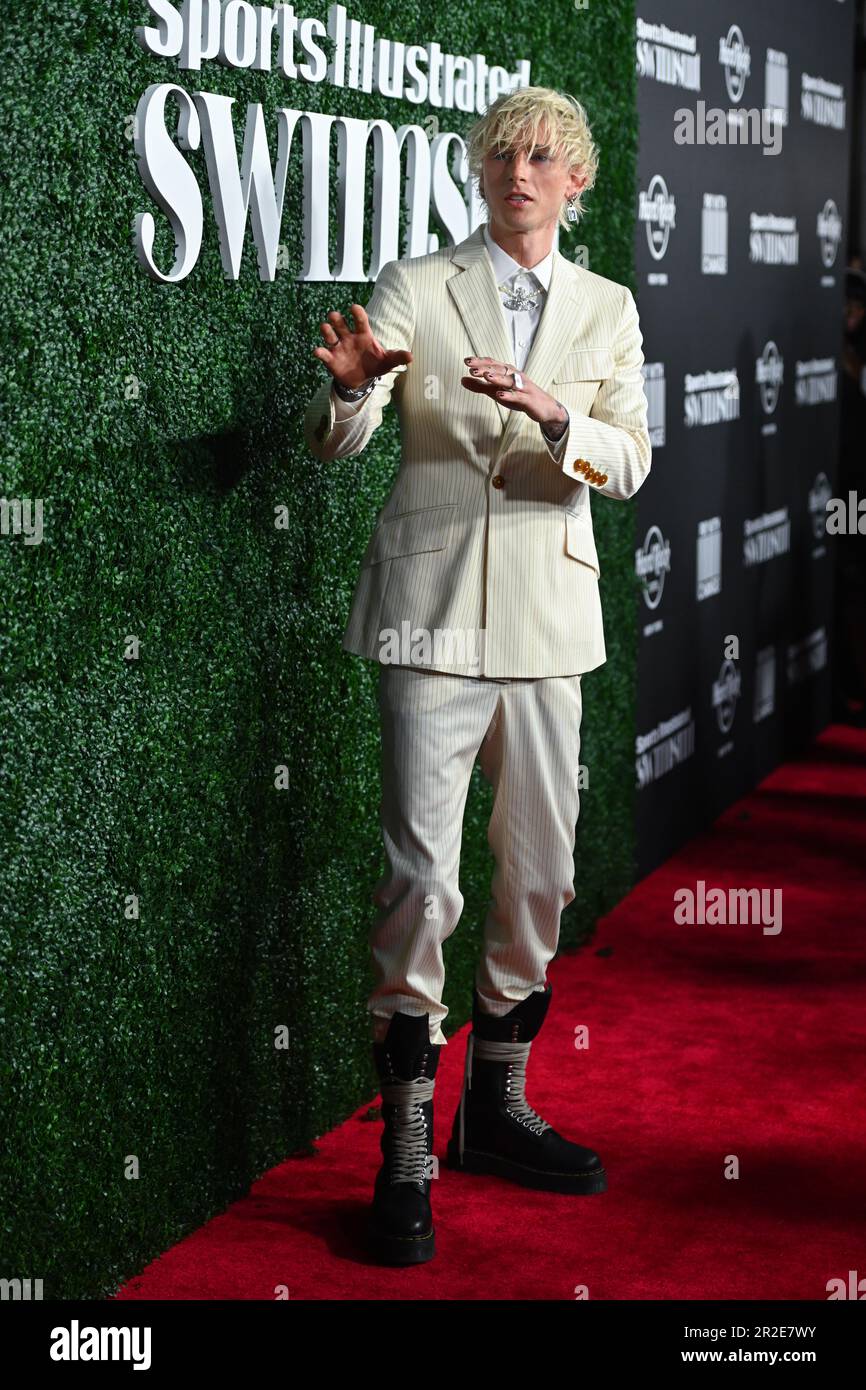 Machine Gun Kelly Stock Photo - Alamy