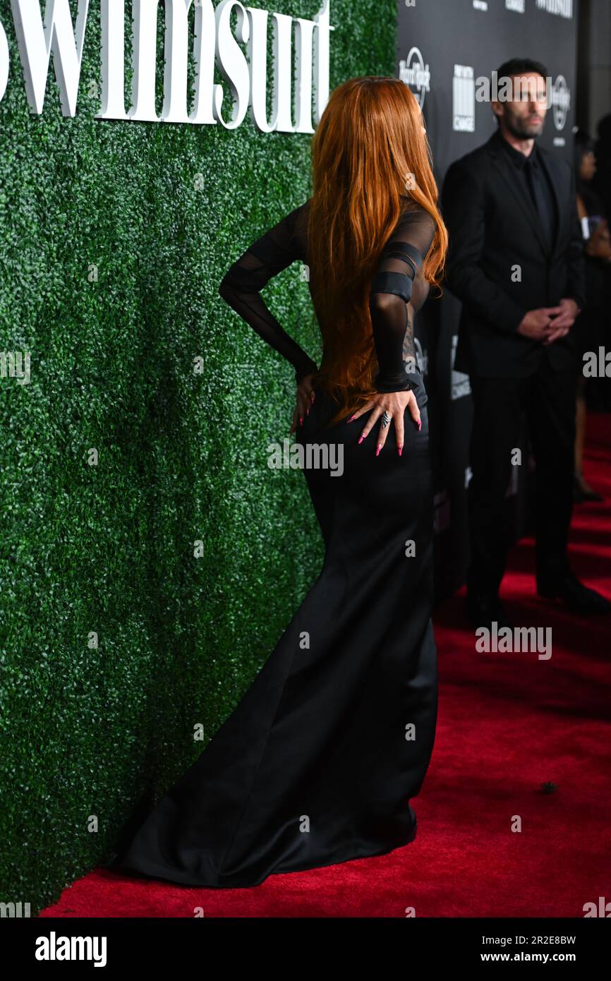 Megan fox sports illustrated hi-res stock photography and images - Alamy