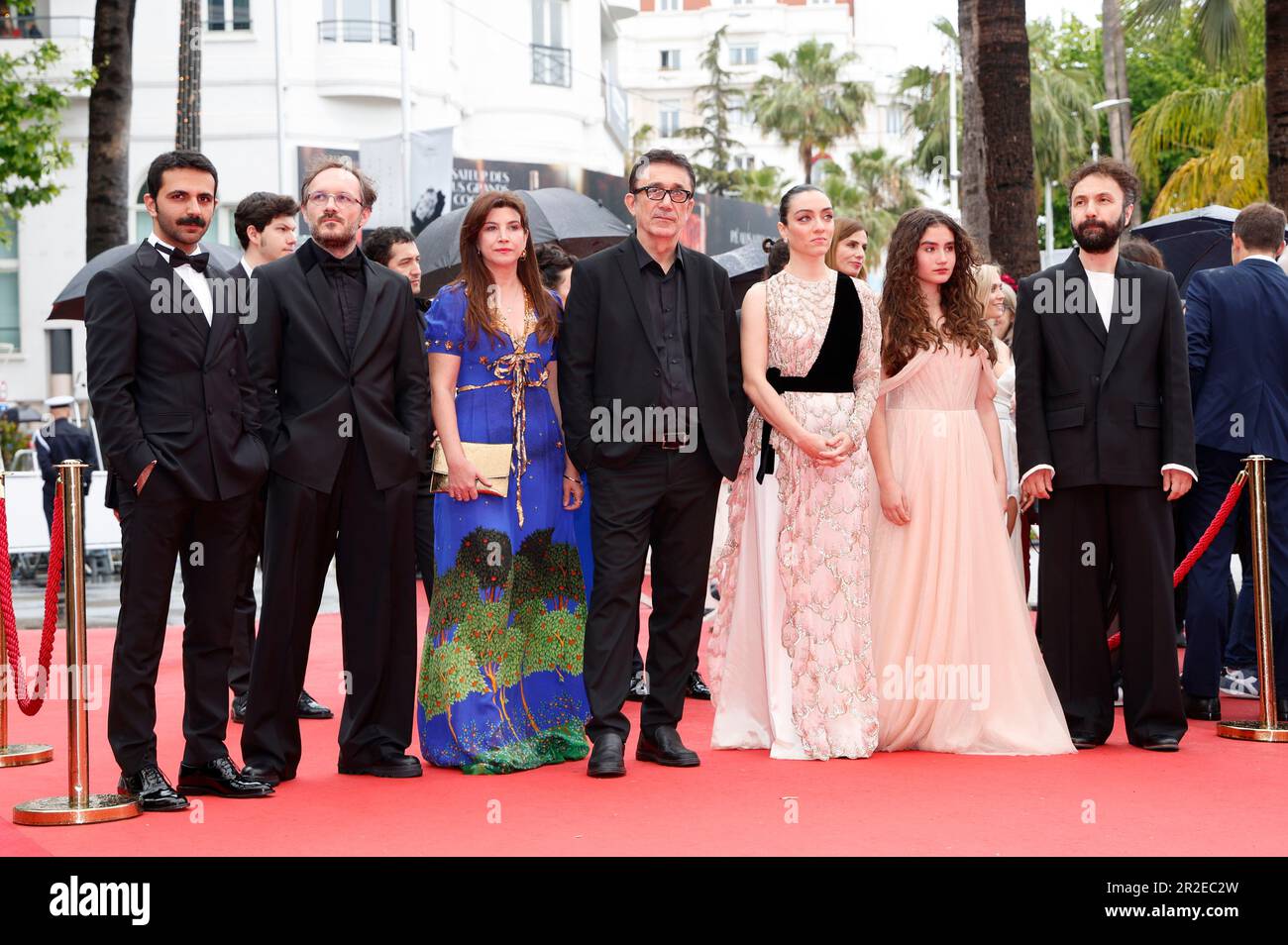 Cannes, Frankreich. 19th May, 2023. Musab Ekici, Deniz Celiloglu, Ebru ...