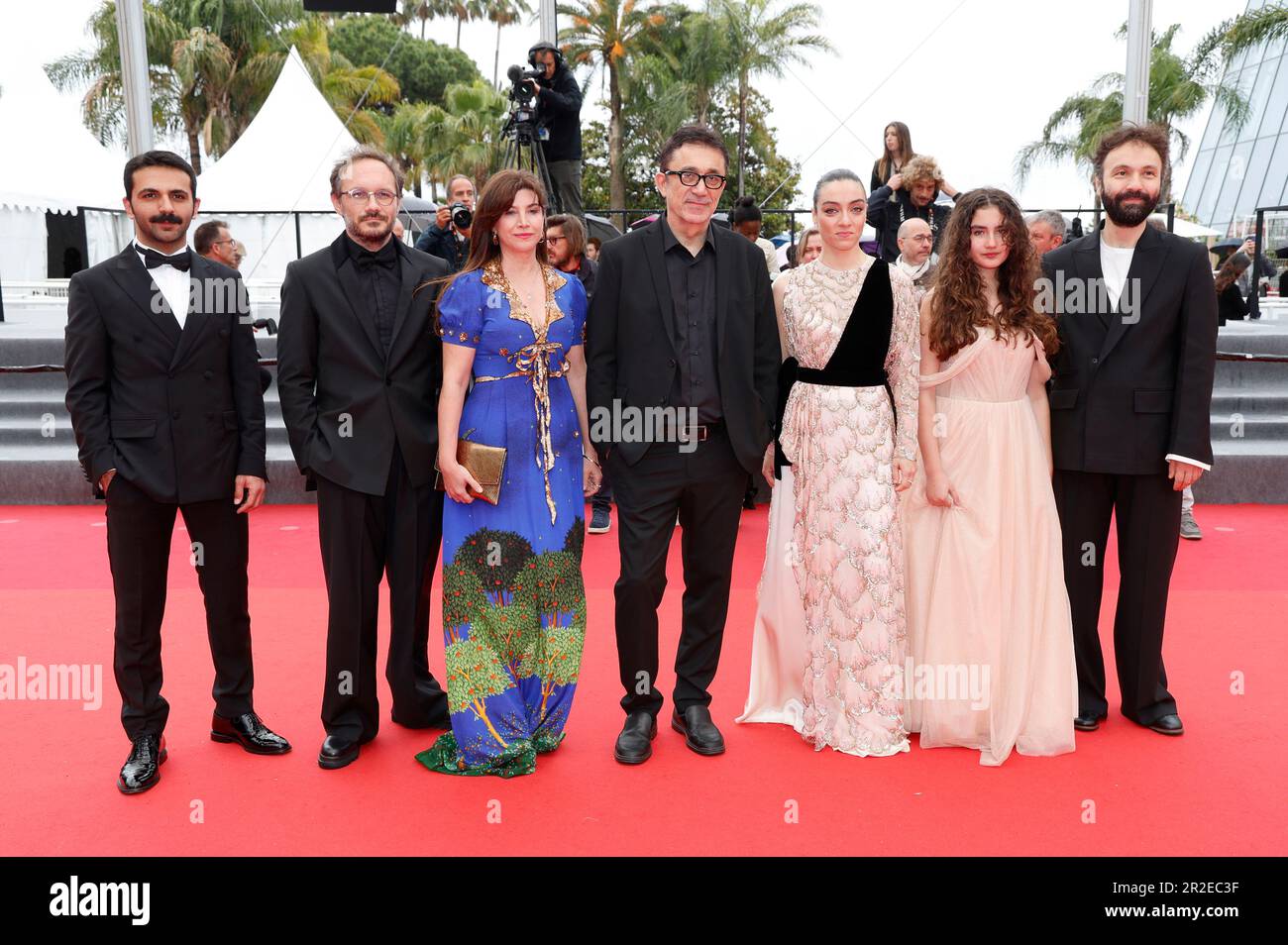 Cannes, Frankreich. 19th May, 2023. Musab Ekici, Deniz Celiloglu, Ebru ...
