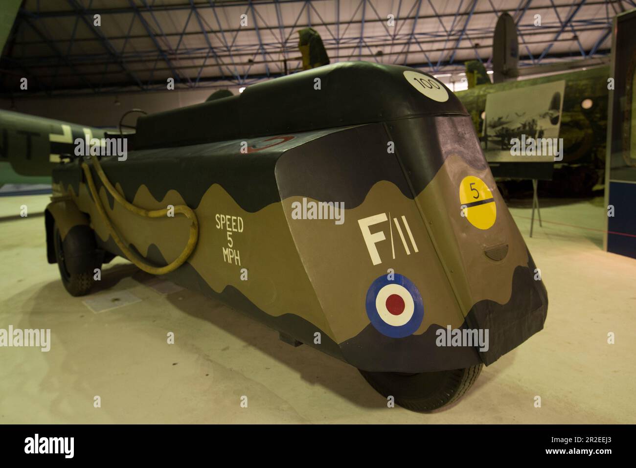 RAF Fuel Bowser Stock Photo - Alamy