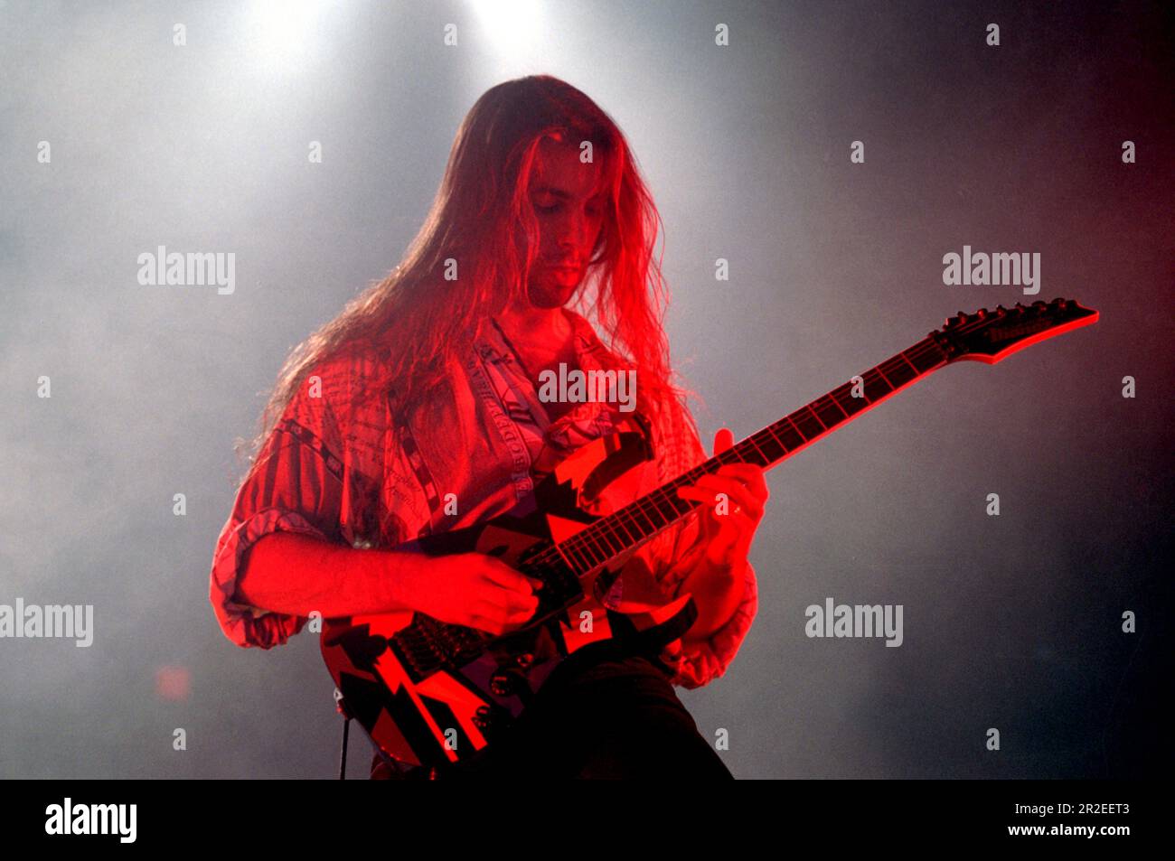 John petrucci 1993 hi-res stock photography and images - Alamy