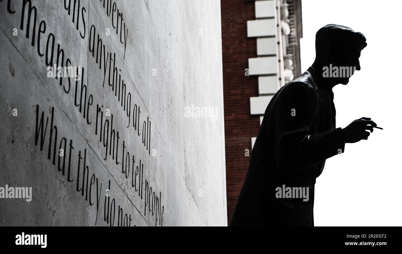 George orwell bbc statue hi-res stock photography and images - Alamy
