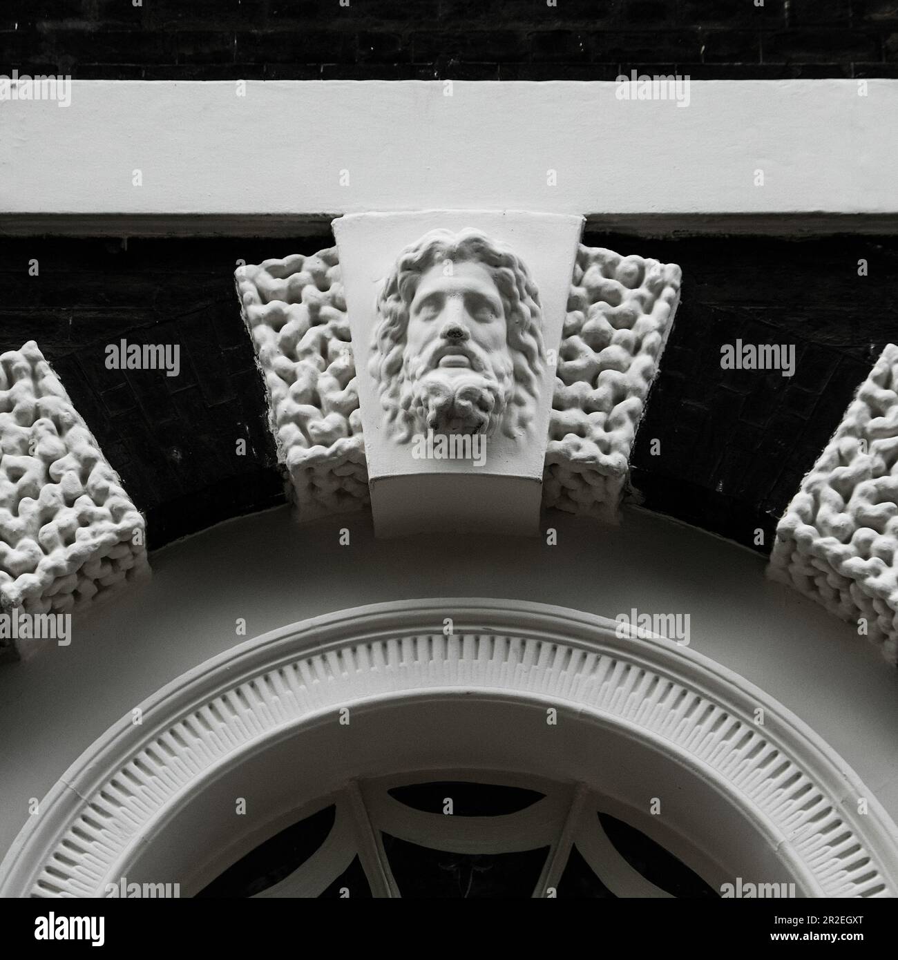 Door mascaron hi-res stock photography and images - Alamy