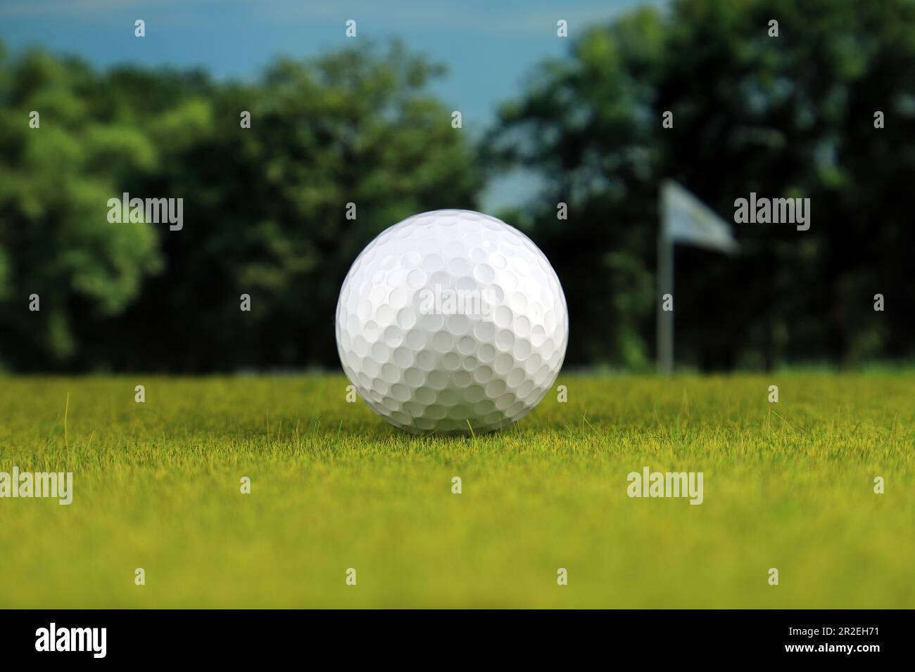 Golf ball on a golf course Stock Photo - Alamy