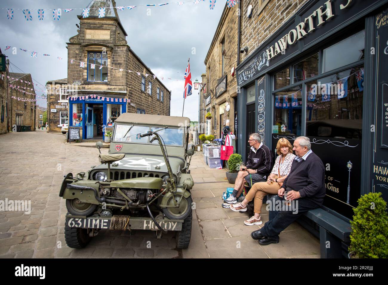 May 2023 haworth 1940s hi-res stock photography and images - Alamy