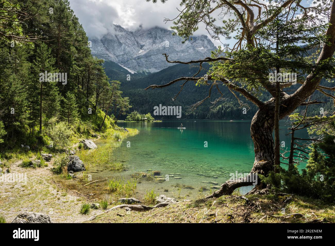 Eibsee and Zugspitze massif with Zugspitze, Wetterstein Mountains, near ...