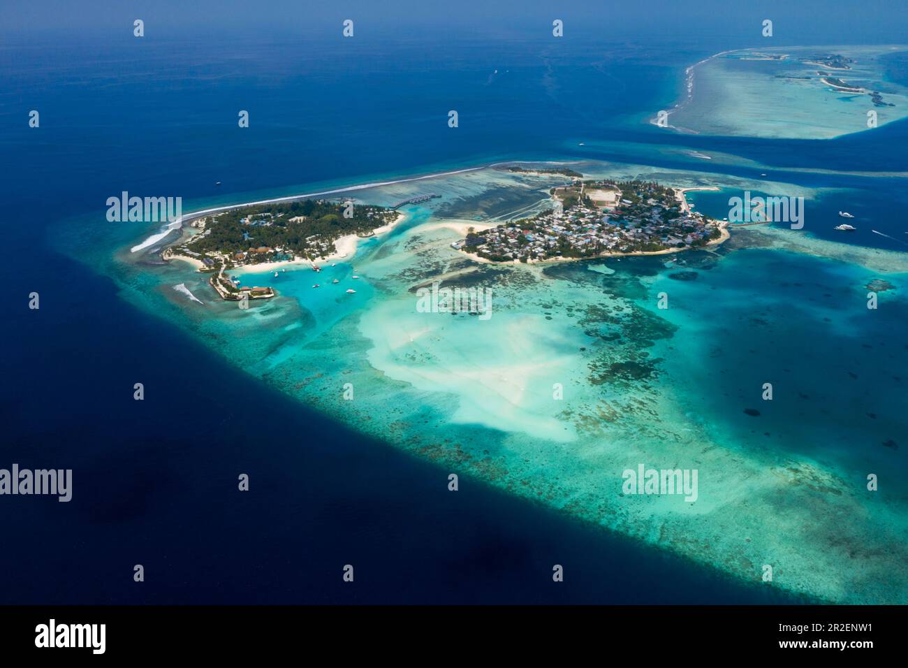 Guraidhoo indigenous island and Kandooma tourist island, South Male ...