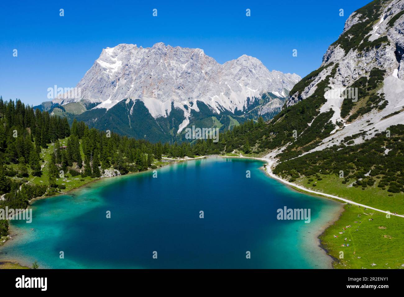 Seebensee with a view of the Zugspitze, Ehrwald, Tyrol, Austria Stock ...