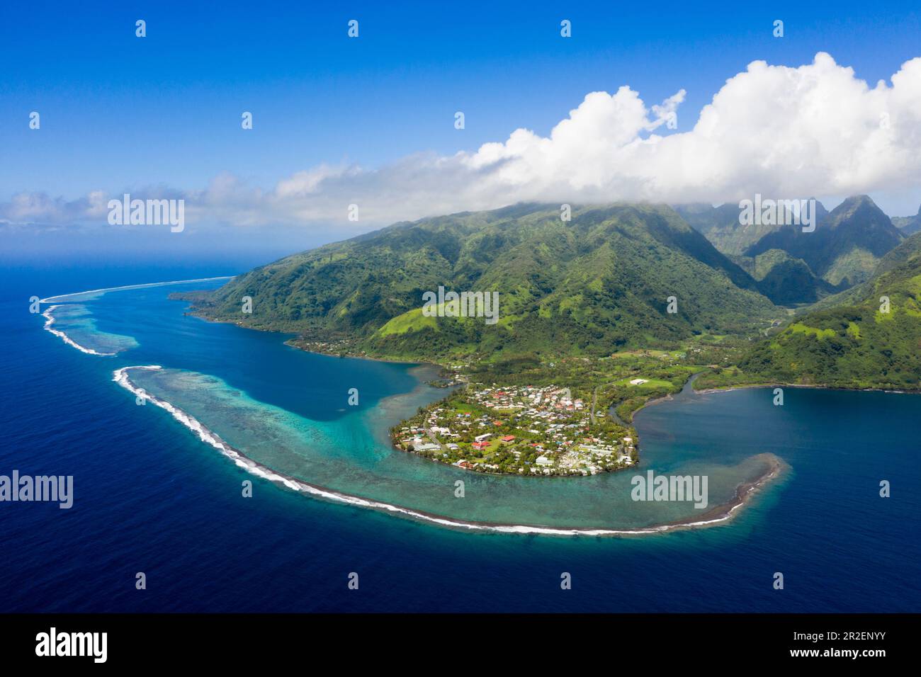 Aerial view of Tautira, Tahiti, French Polynesia Stock Photo - Alamy