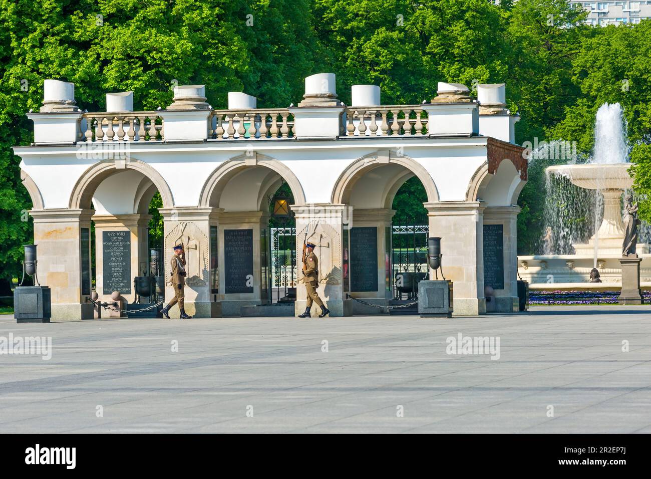 Tomb of the Unknown Soldier, Pilsudski square, Saski garden, Warsaw ...