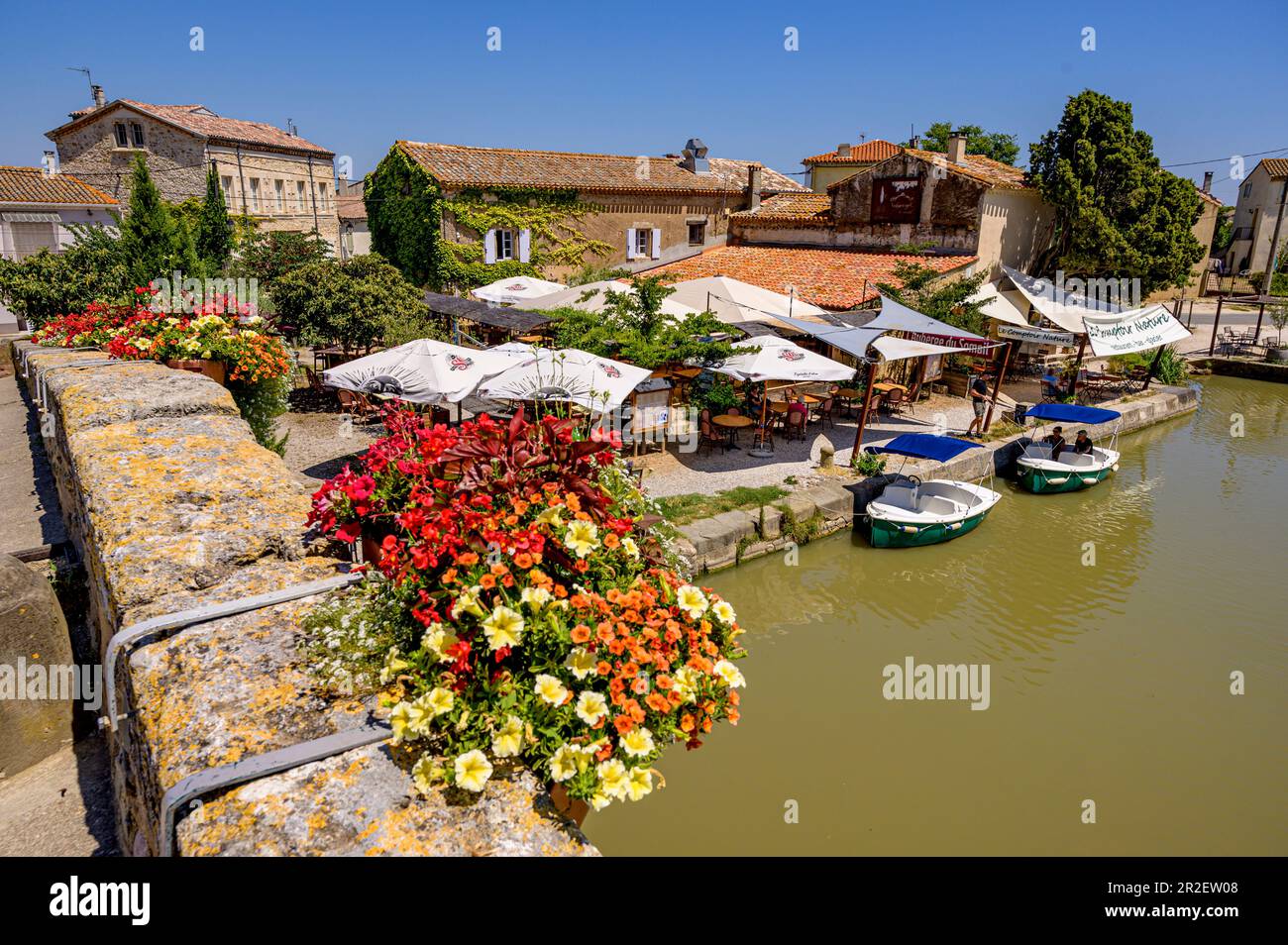 Restaurant in Le Somail on the Canal du Midi, Occitania, France Stock ...