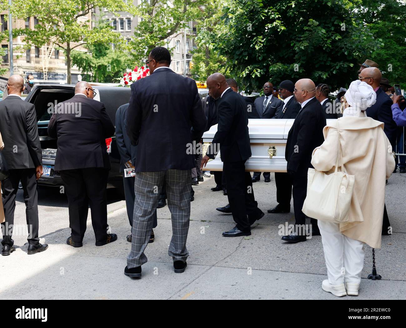 New York, United States. 19th May, 2023. The casket that contains the ...