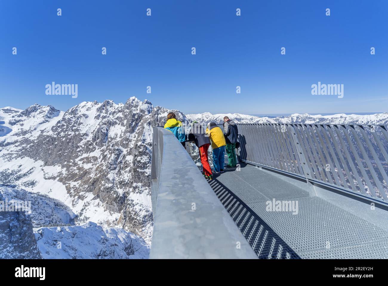 Viewing platform AlpspiX at Osterfelderkopf in the Wetterstein ...