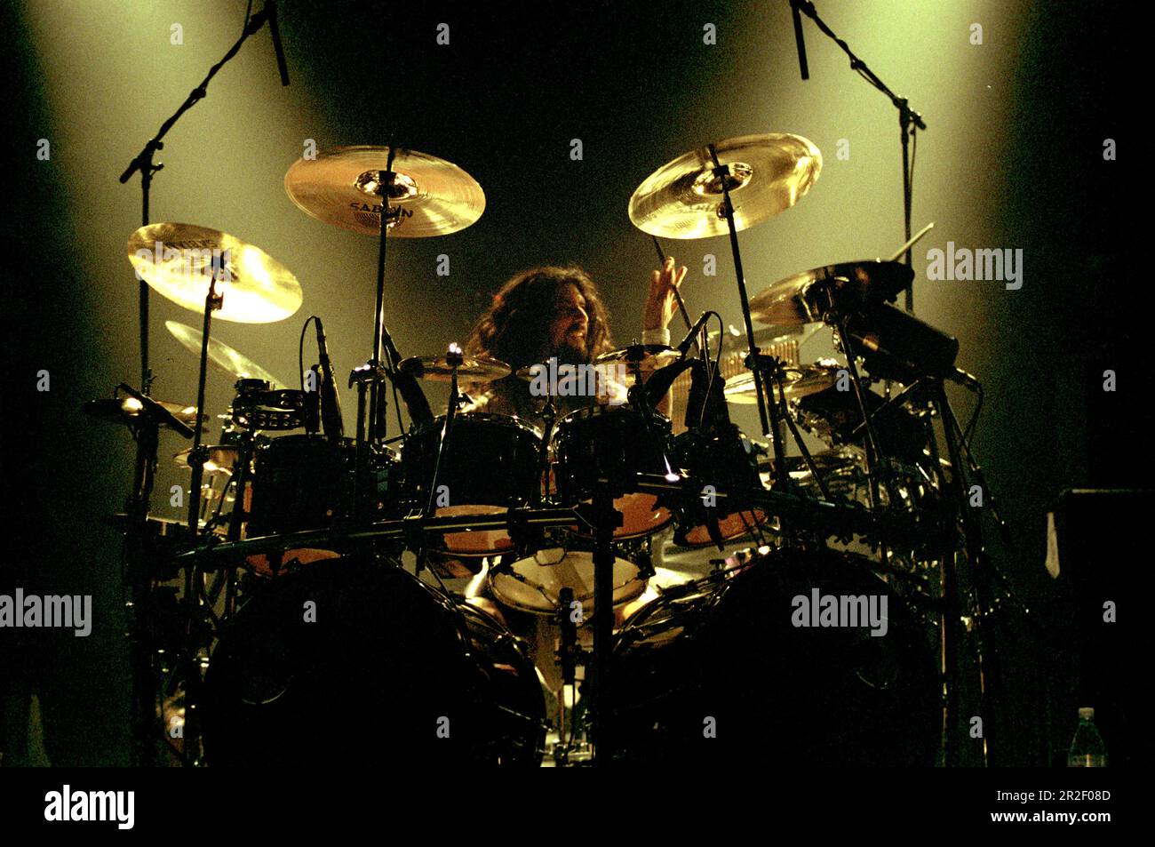 John petrucci 1995 hi-res stock photography and images - Alamy