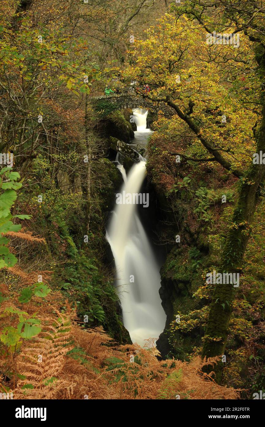 66 feet hi-res stock photography and images - Alamy