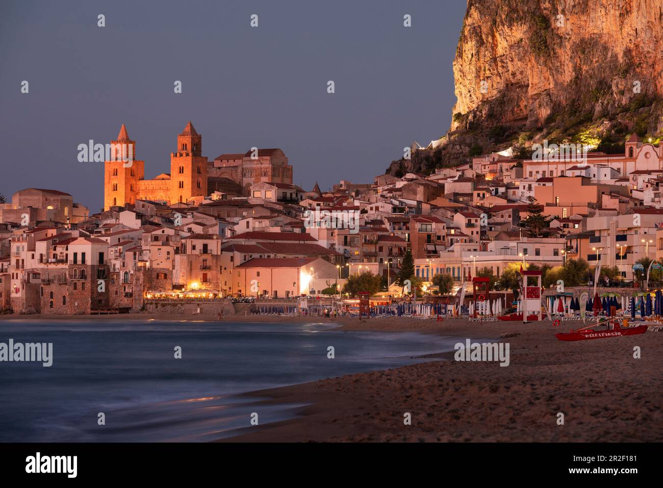 Nigjt Cefalu Sicily Italy How To Plan The Perfect Trip To Cefalù,
