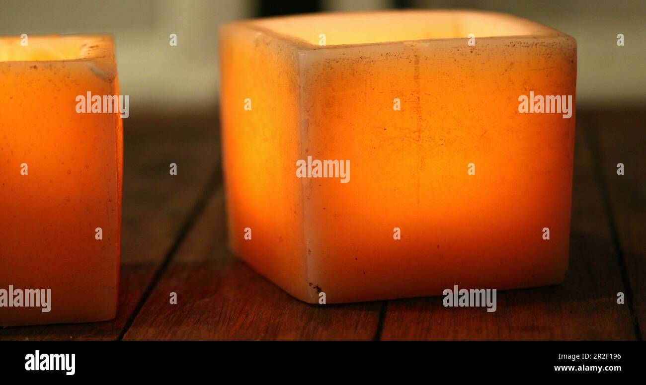 Decorative Candlelight. Candle lights decor. Romantic lights at night ...