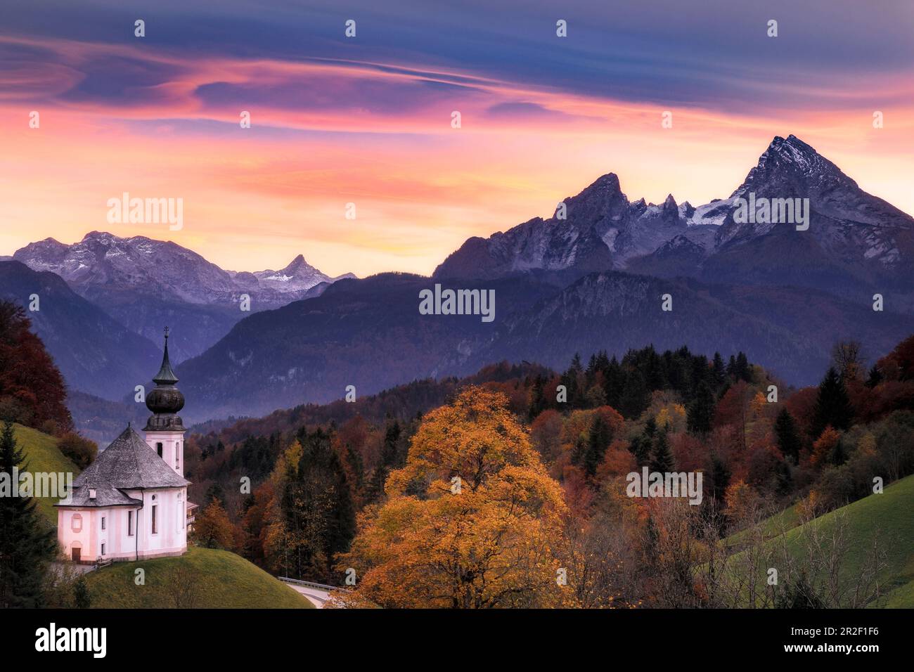 Pilgrimage church Maria Gern with a view of Watzmann in autumn ...