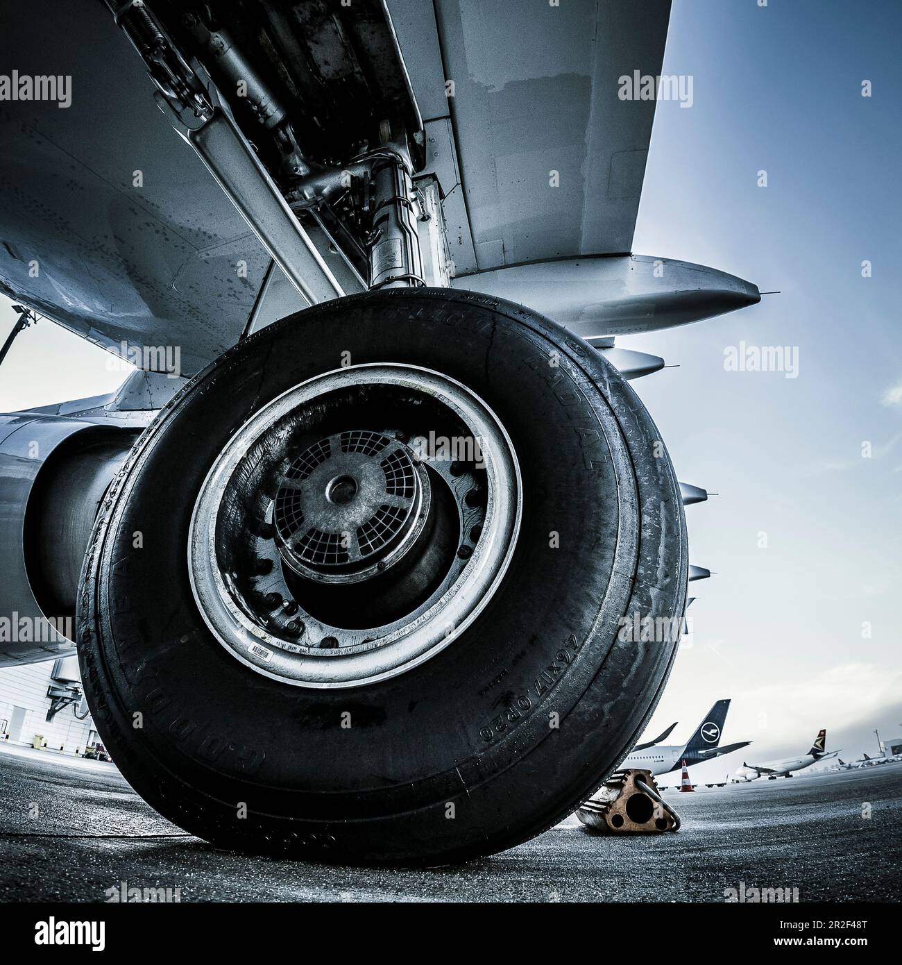 The tire of an Airbus A320-200 in the parking position at Munich ...