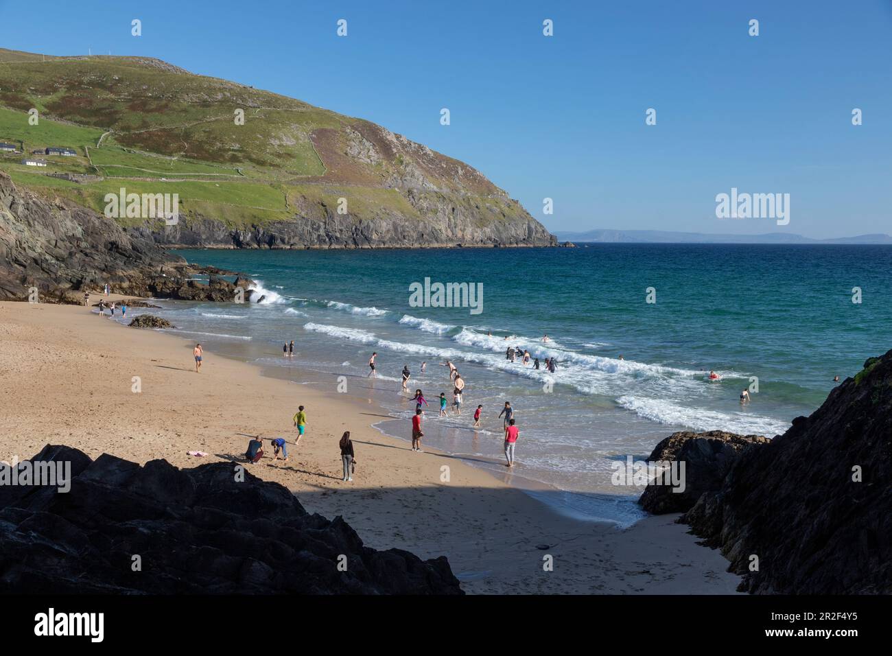Coumeenoole Beach on the Dingle Peninsula, County Kerry, Ireland Stock ... Coumeenoole Beach on the Dingle Peninsula, County Kerry, Ireland Stock ...