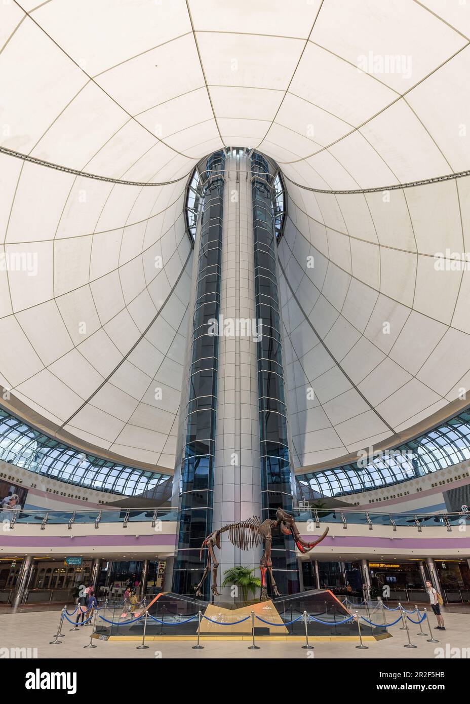 The Marina Mall in Abu Dhabi, UAE Stock Photo - Alamy