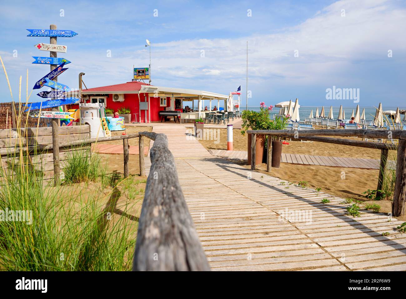 Eraclea mare hi-res stock photography and images - Alamy