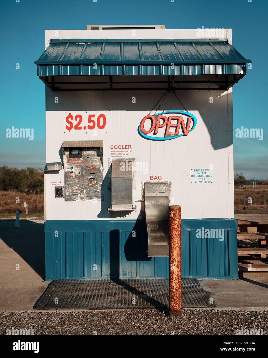 Ice kiosk near Holly Beach, Louisiana Stock Photo - Alamy
