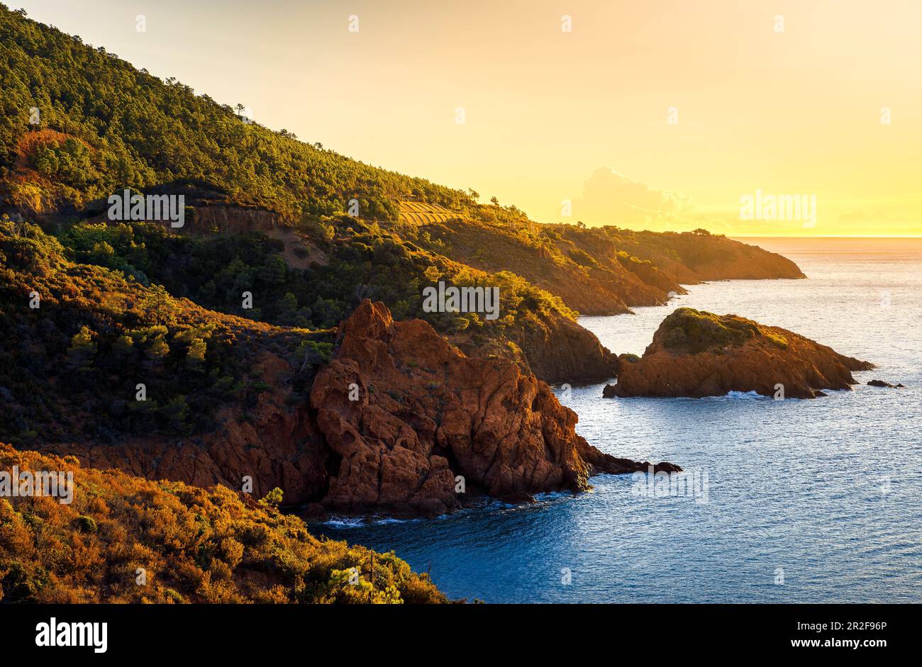 Coastal section on the Esterel Mountains, Var, Provence-Alpes-Côte d ...