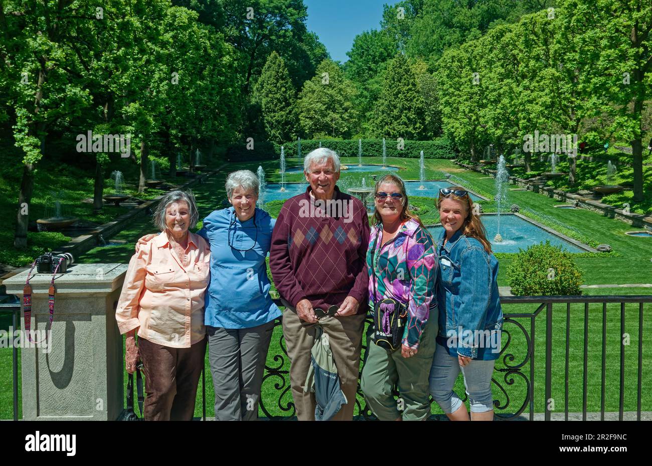 Italian fountain gardens behind hi-res stock photography and images - Alamy