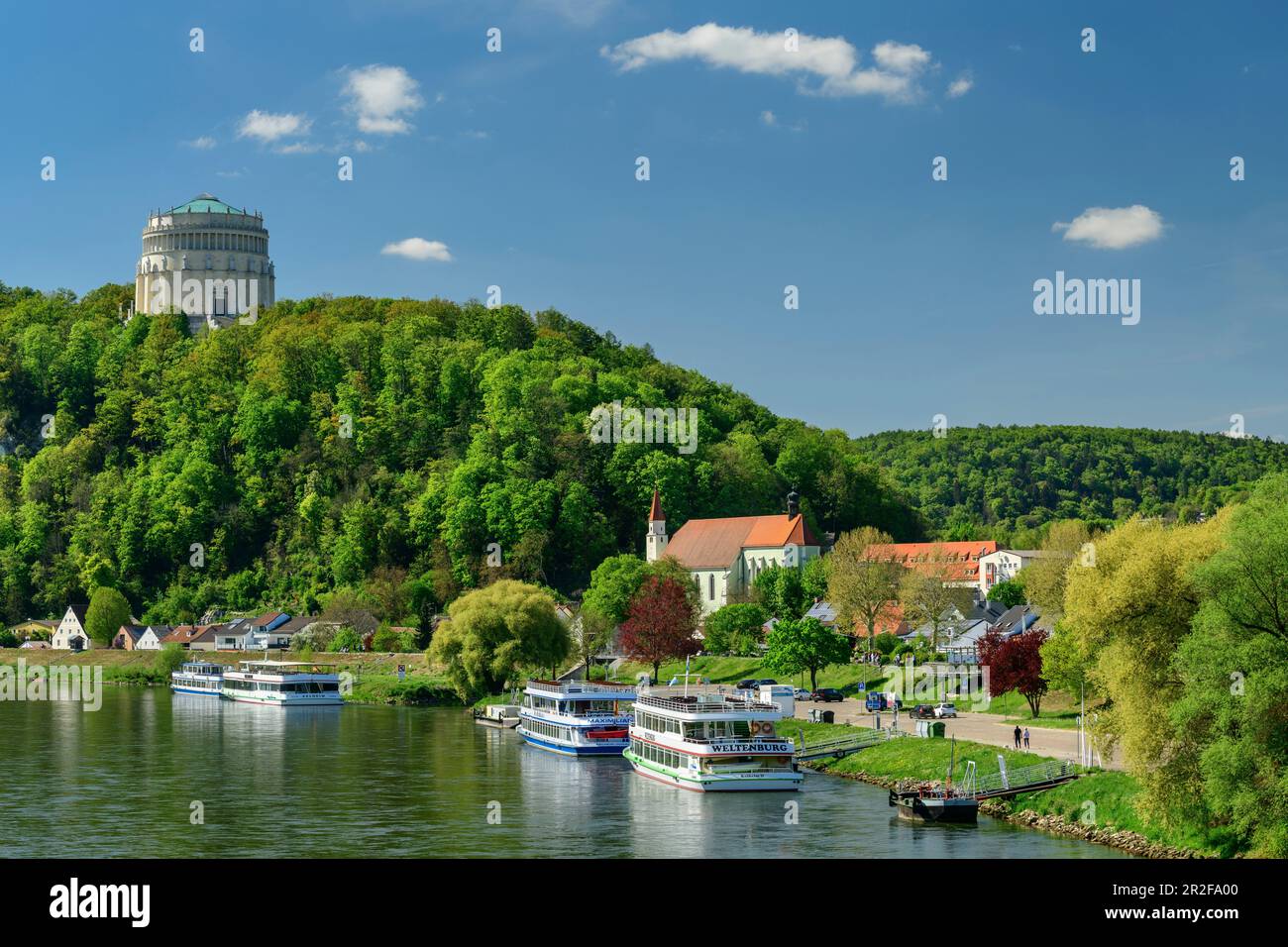 Danube with Liberation Hall, Danube Cycle Path, Kelheim, Lower Bavaria ...