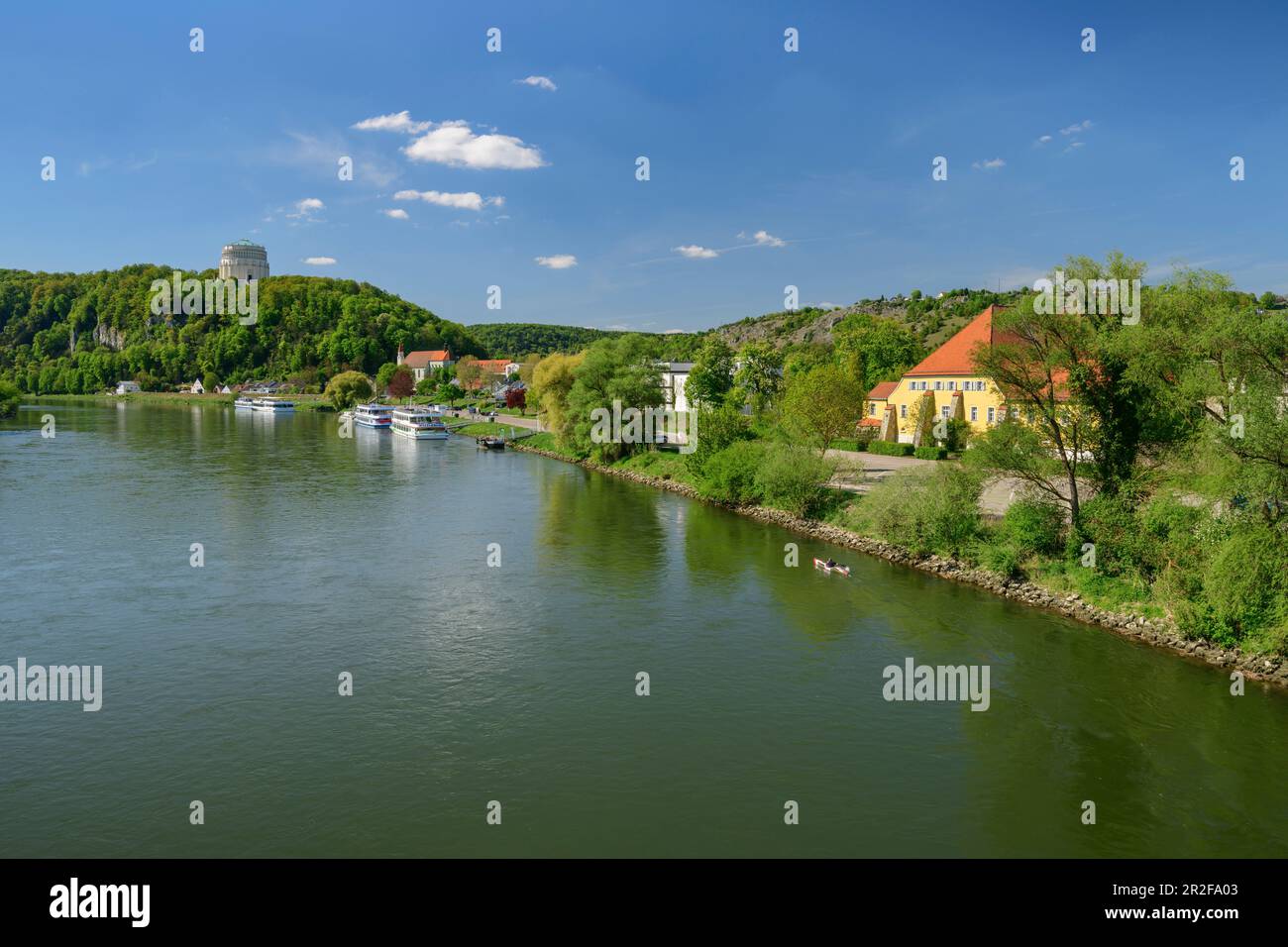 Danube with Liberation Hall in the background, Danube Cycle Path ...