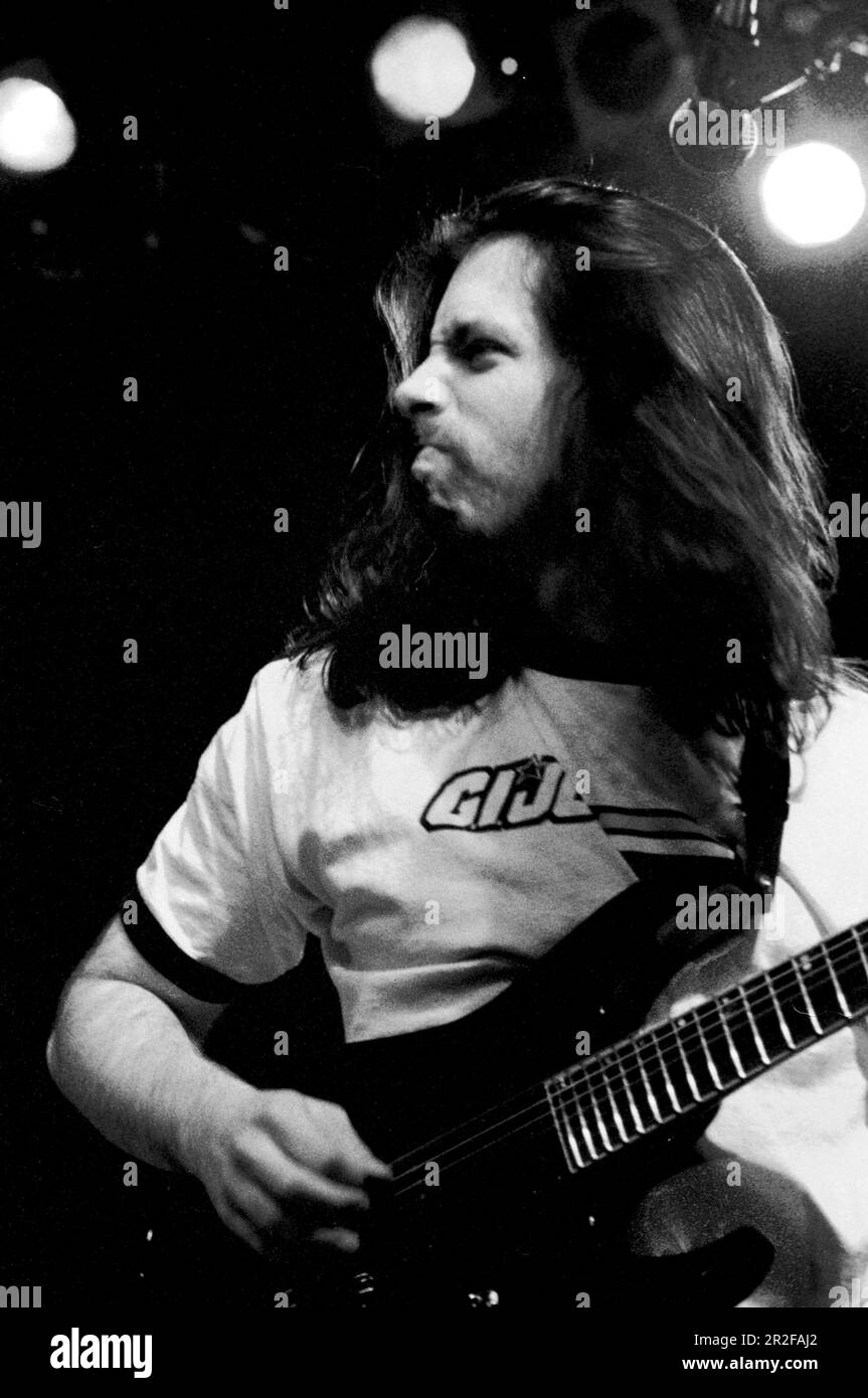 John petrucci 1997 hi-res stock photography and images - Alamy