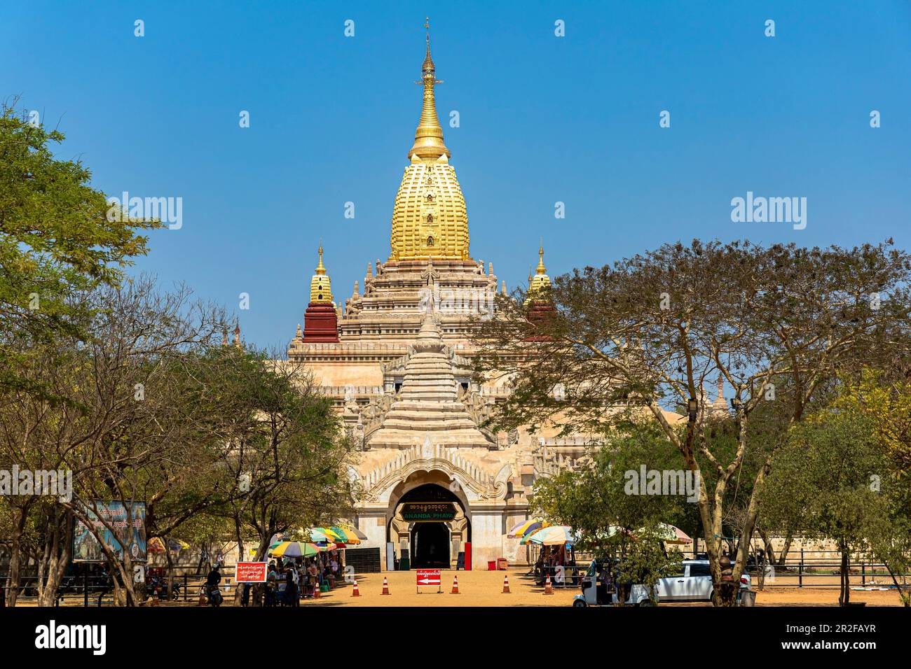 Ananda temple, Bagan, Myanmar Stock Photo - Alamy