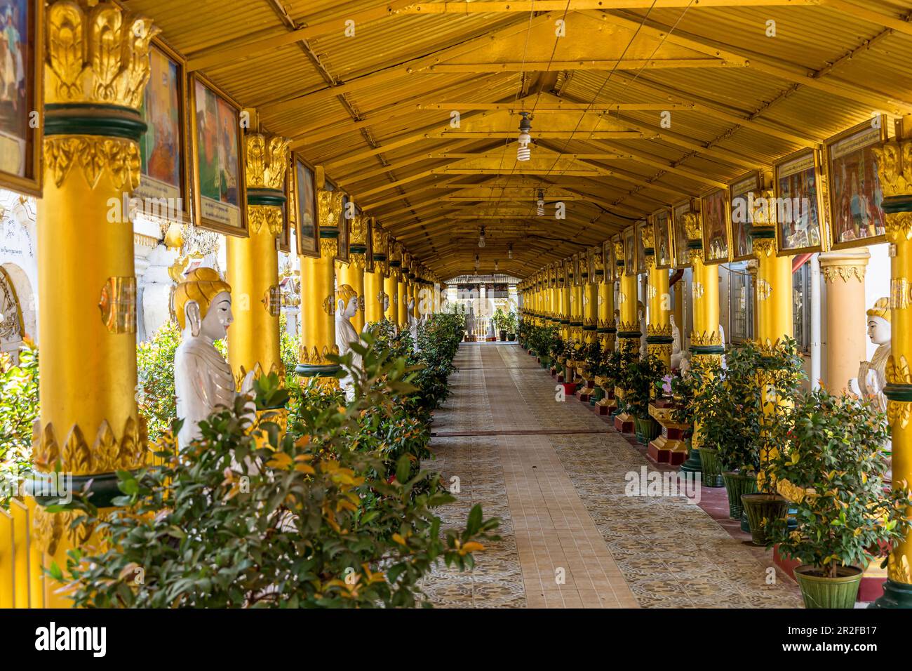 Inside of a Burmese temple in Mandalay, Myanmar Stock Photo - Alamy