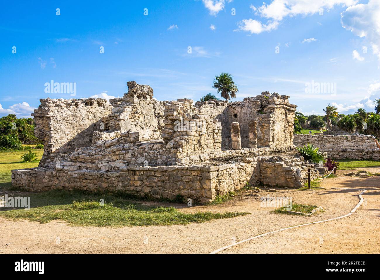 Ruins in the grounds of the Mayan sites of Tulum, Quintana Roo, Yucatan ...