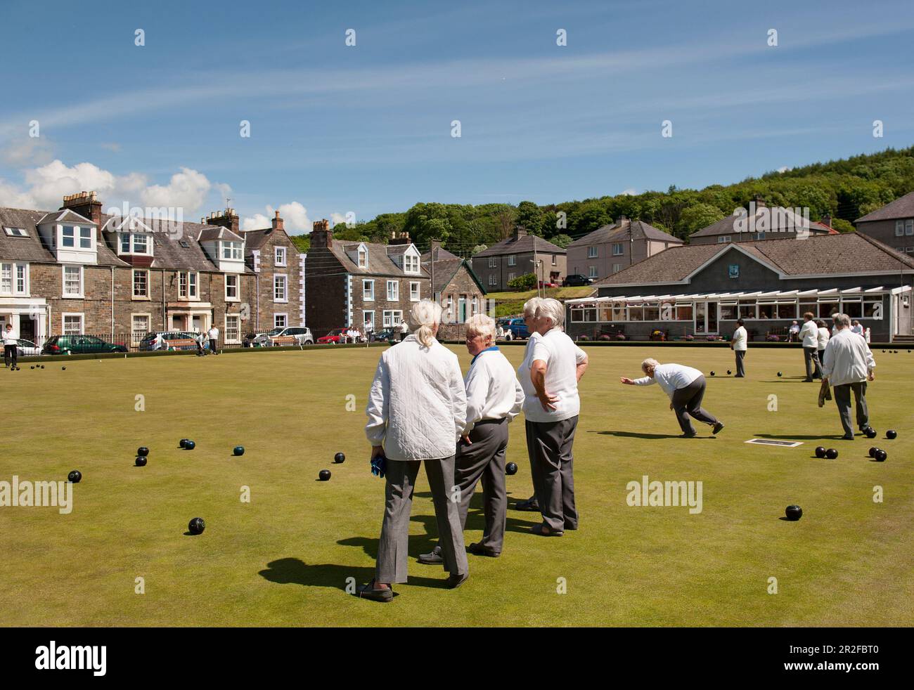 Sporting bowls hi-res stock photography and images - Alamy